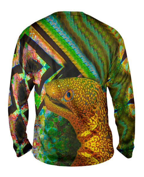 Snapping Eel Underwater Mens Long Sleeve | Yizzam